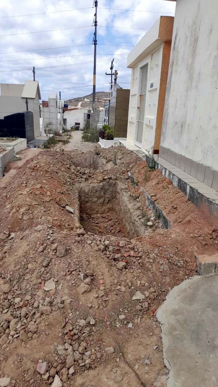 Urgente: Cemitério de Gravatá precisa ser ampliado ou se construir um ...