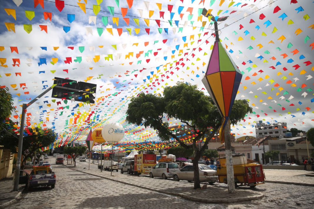 São João de Gravatá terá 5 dias de shows no Pátio de Eventos Chucre ...